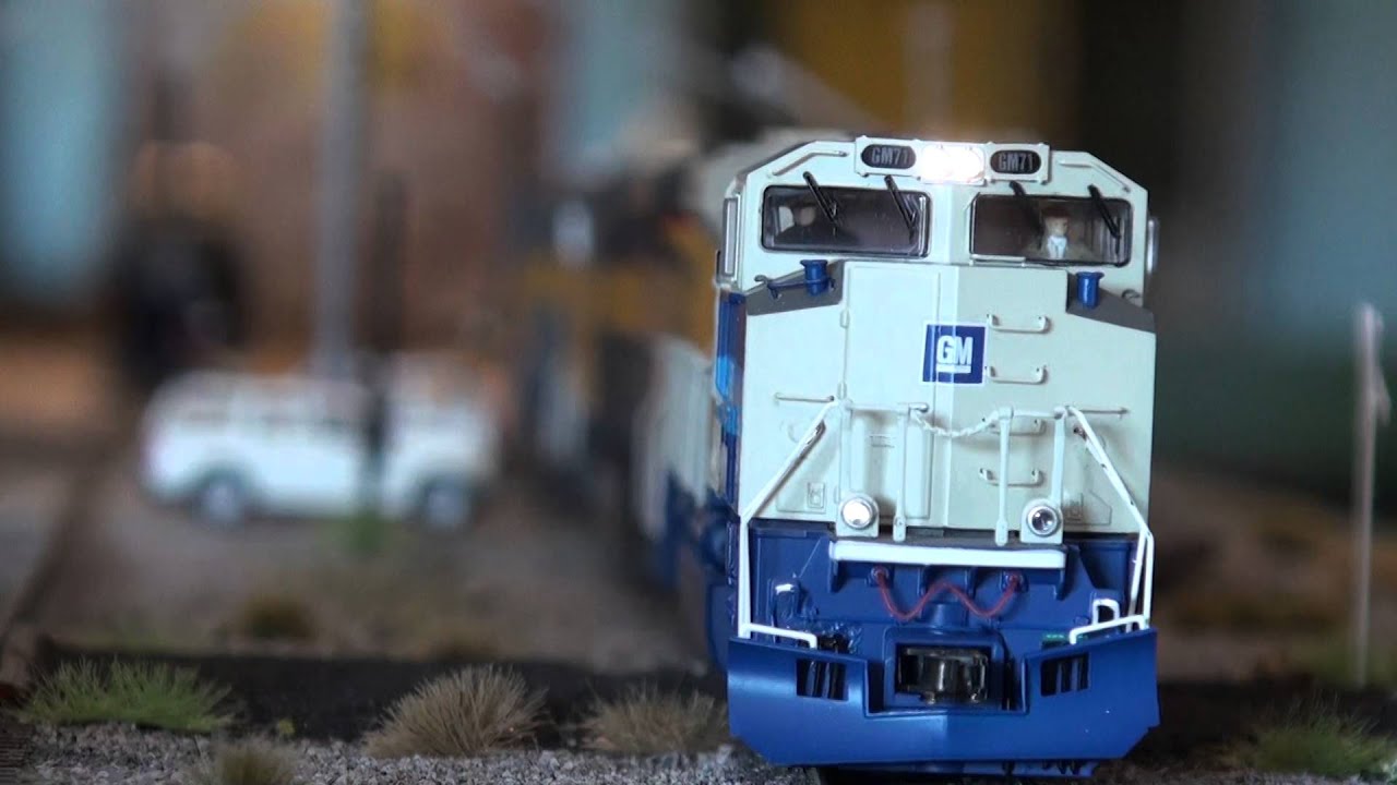 HO 3 MTH SD70ACE FROM WORKSHOPS - YouTube