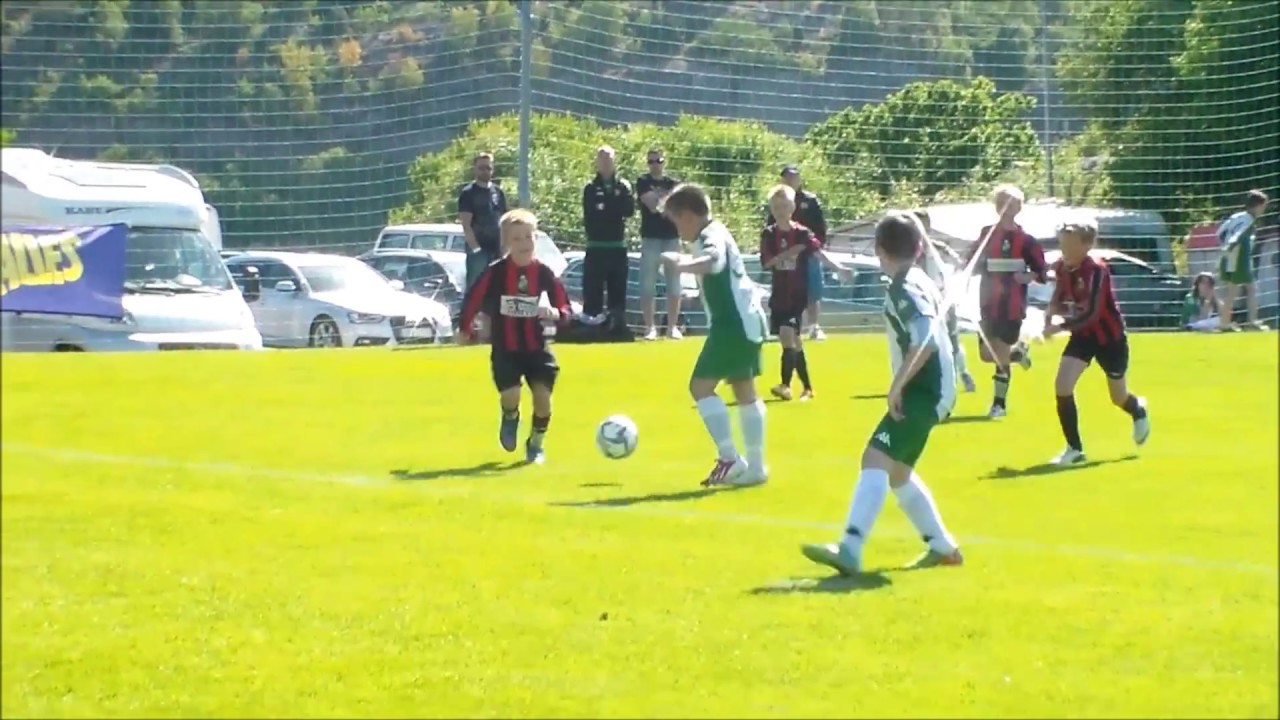 HIF 11 years old talented football player (Sweden) HIF 2014 - YouTube