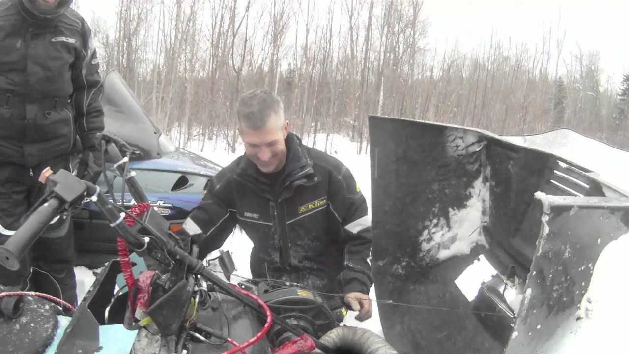 500cc Modified Elan snowmobile Blows a piston! - YouTube