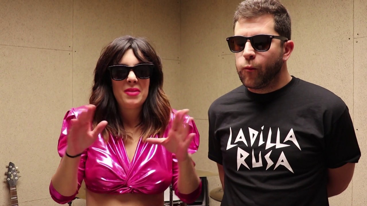 Ladilla Rusa - Diversión sobre el escenario - YouTube