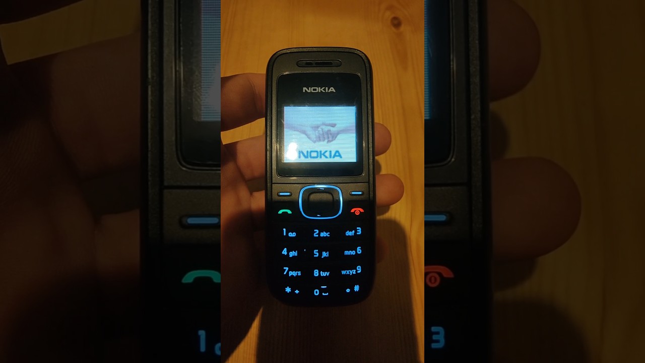 THISSSSS is my Nokia 1208, an ultra low-end phone with a colour screen ...