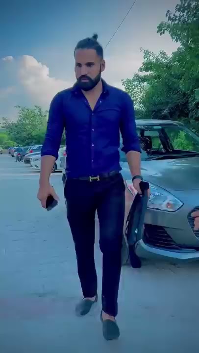 Sabki life me Esa time aata h jab insaan ko kuch b accha nai lagta ...