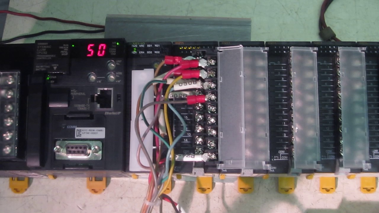 OMRON CJ2M-CPU32 Programmable controller SYSMAC CJ2 series CPU unit 動作確認 - YouTube