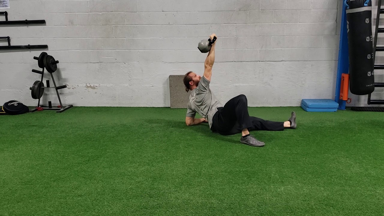 1/4 Turkish Get Up - YouTube