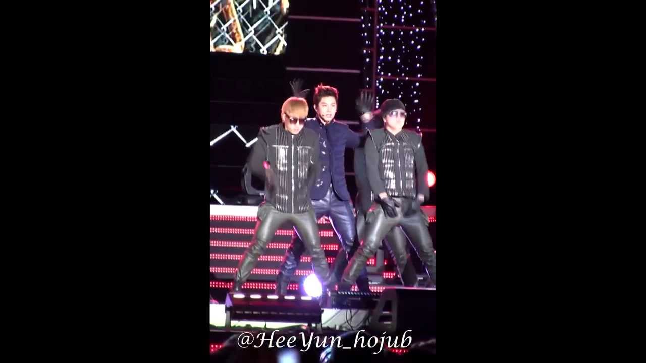 [세로캠] 110416 희망의 마라톤 동방신기 왜 Why 유노윤호 댄스 (TVXQ Keep Your Head Down Yunho ...