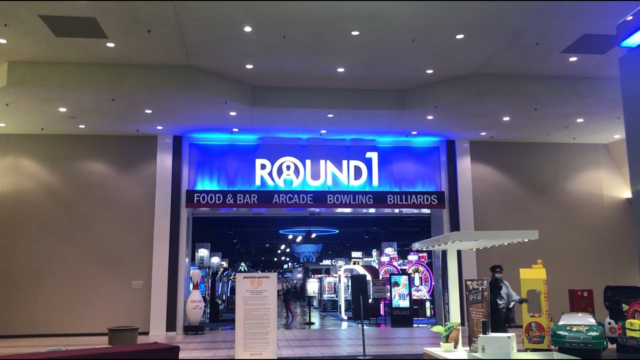 STORE CLOSED-The Round 1 Entertainment Center at Jefferson Mall in ...