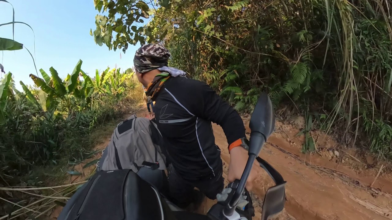 GPS from Vientiane to Xiengkuang, Laos. Small and Difficult road - YouTube