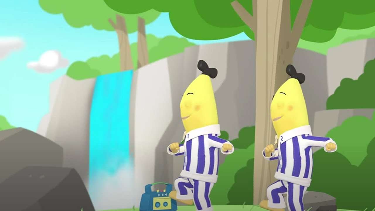The Dancing Bananas | Bananas In Pyjamas - YouTube