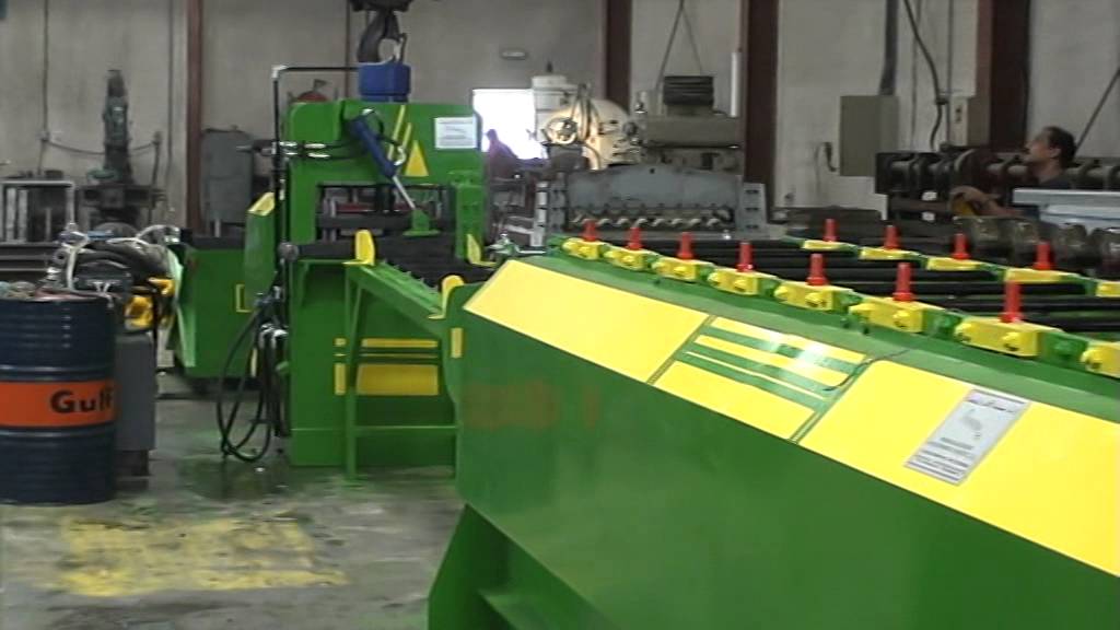 Guard Rail Machine - YouTube