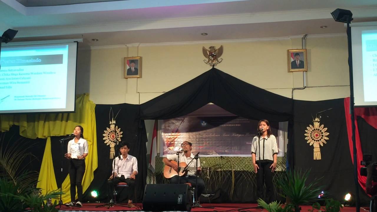 Musikalisasi Puisi Di Dalam Dada (Subagio Sastrowardoyo) - YouTube