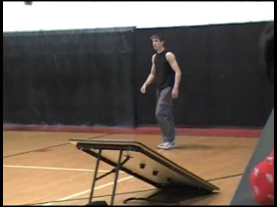 Colton Collins at greenon talent show 2011 - YouTube