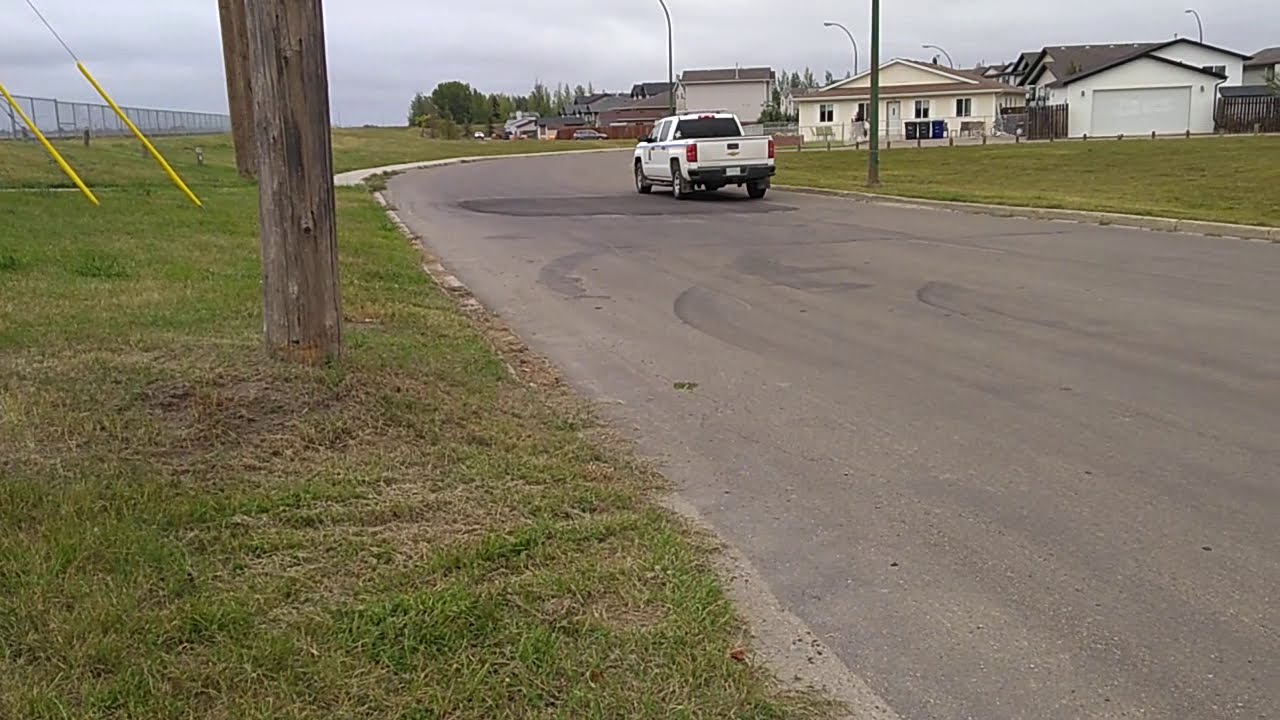 Beautiful Village Roads in Saskatoon, Saskatchewan, Canada - YouTube