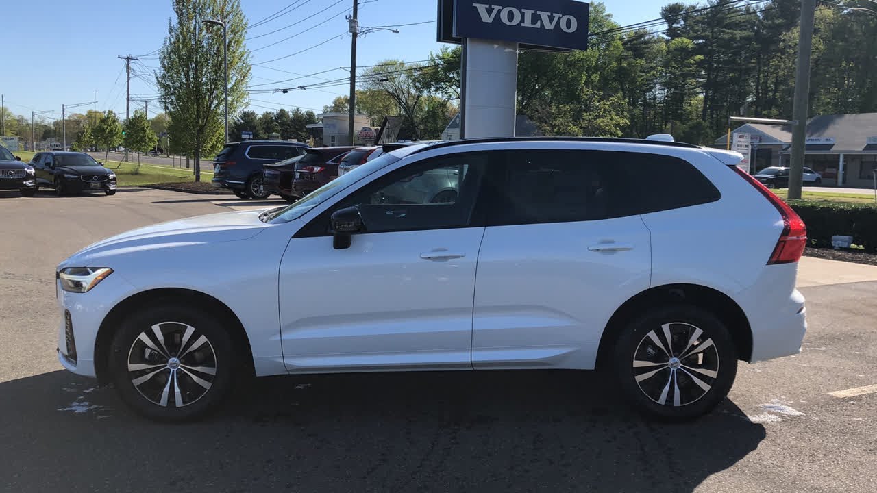 2024 Volvo XC60 Core Dark Theme CT Milford, New Haven, Guilford ...