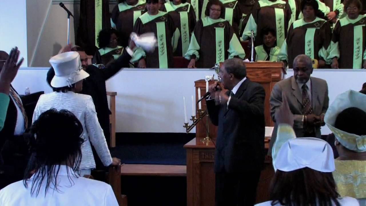 Rev. Clay Evans...'Feel Like Running' - YouTube