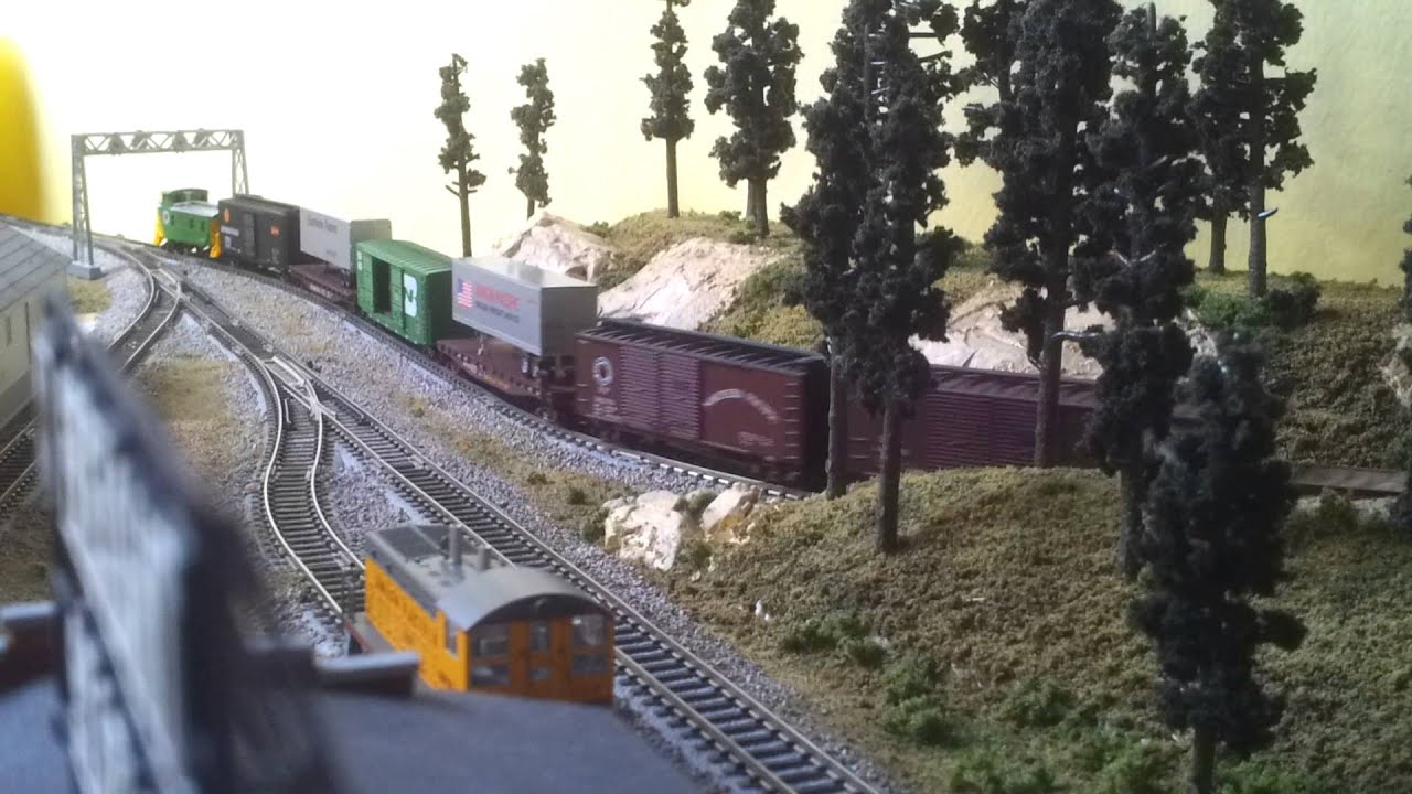 Northern Pacific on my N scale layout - YouTube