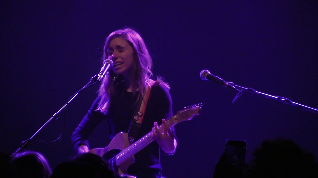 Julien Baker at The Kessler Theater in Dallas, Texas - YouTube