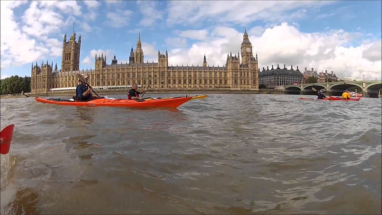 NFKCC River Thames kayaking (short trailer) 25.08.12 - YouTube