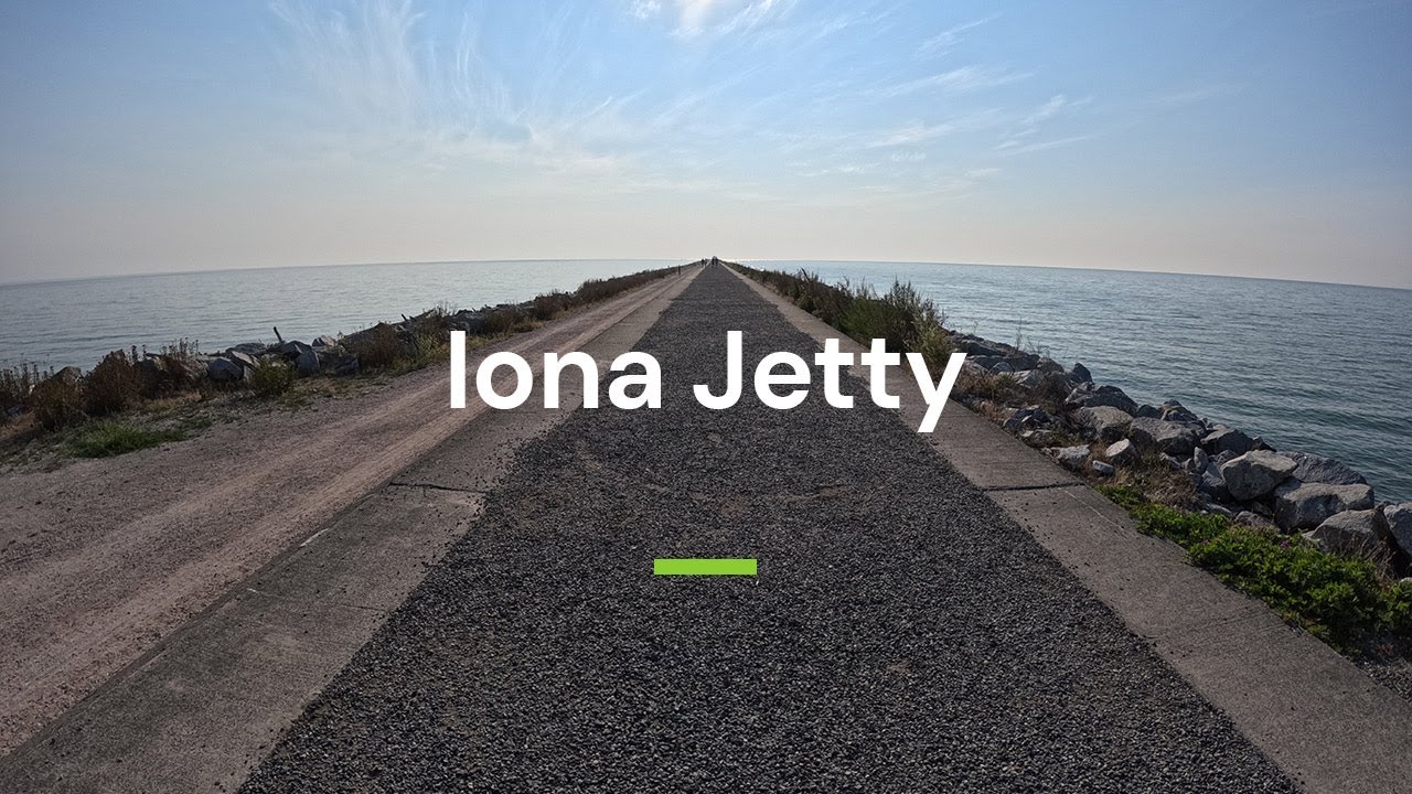 Iona Jetty in Richmond, BC - Vancouver Trails - YouTube