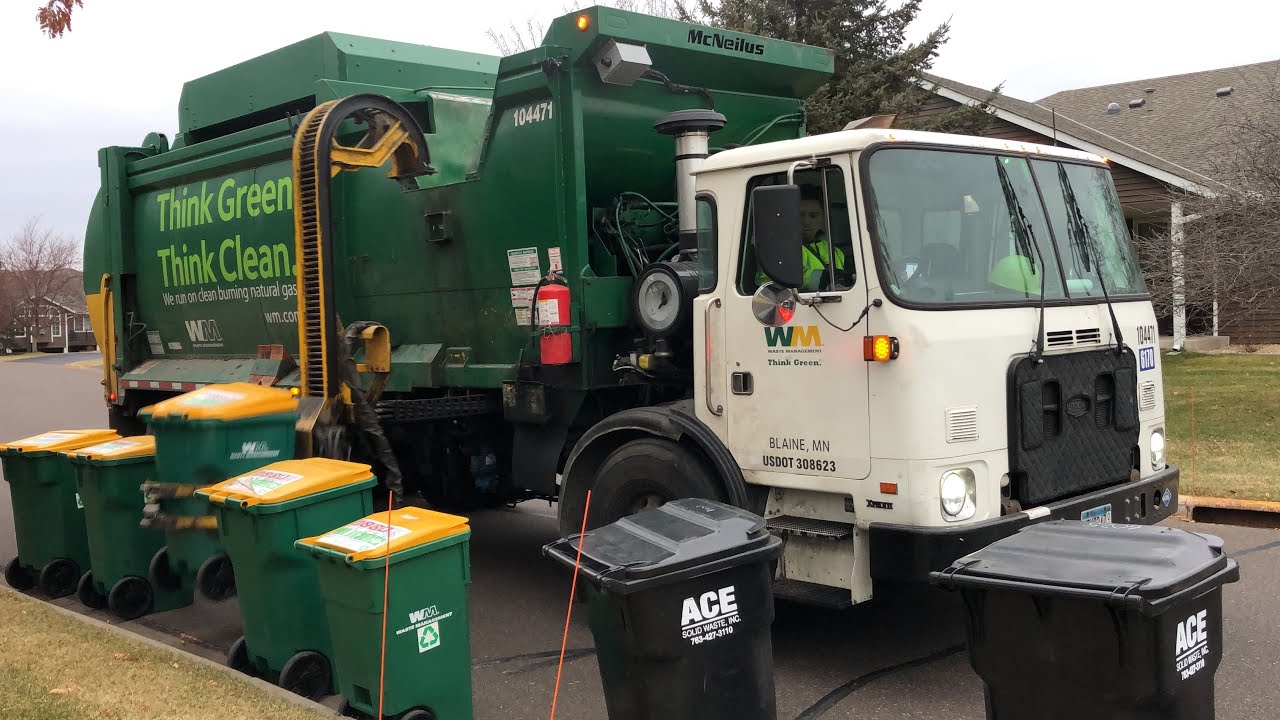 Waste Management ACX McNeilus ZR - YouTube
