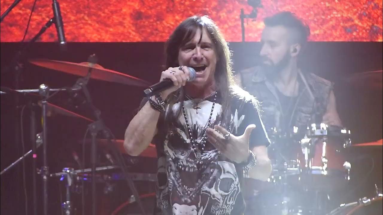 Rata blanca en vivo Temuco 2022 - "La canción del guerrero" - "Ella" - YouTube