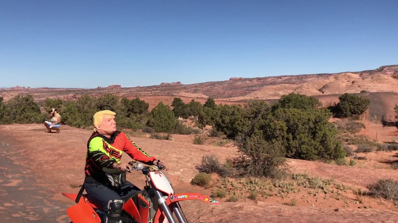 President Trump relaxing riding dirt bike in Moab - YouTube