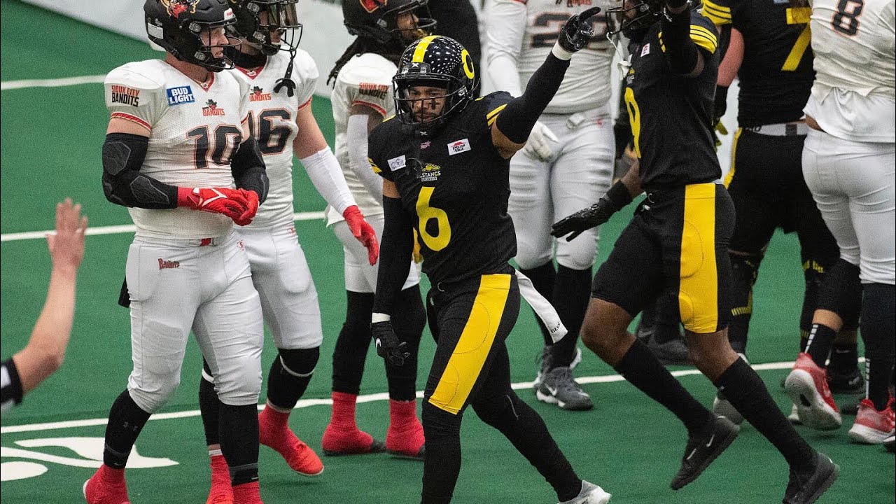 Nolan Bernat Gillette Mustangs Man Coverage 2023 Film - YouTube