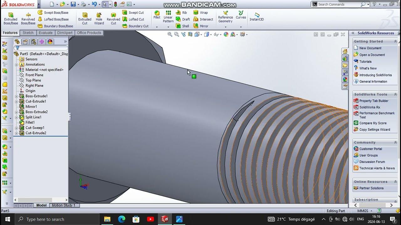 How to Design a Screw in SolidWorks – Step-by-Step Tutorial - YouTube