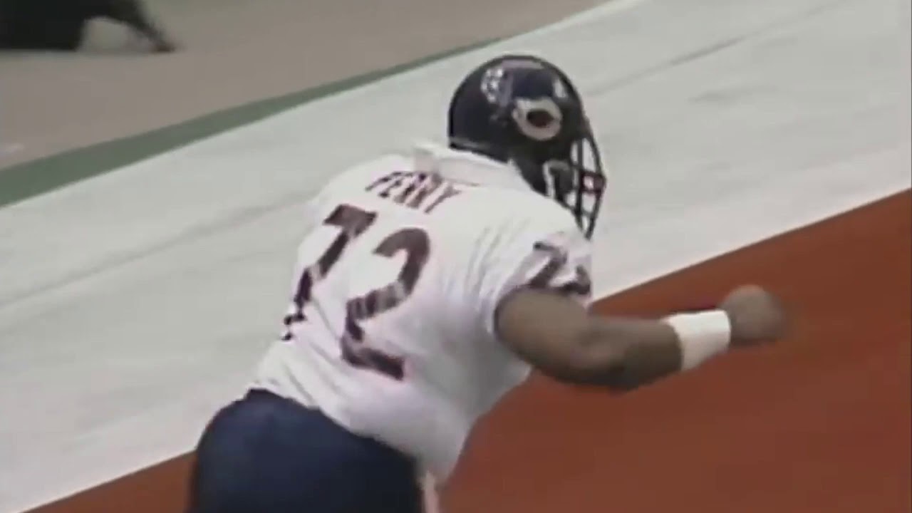 The Fridge Touchdown Run Super Bowl XX (1985) - YouTube