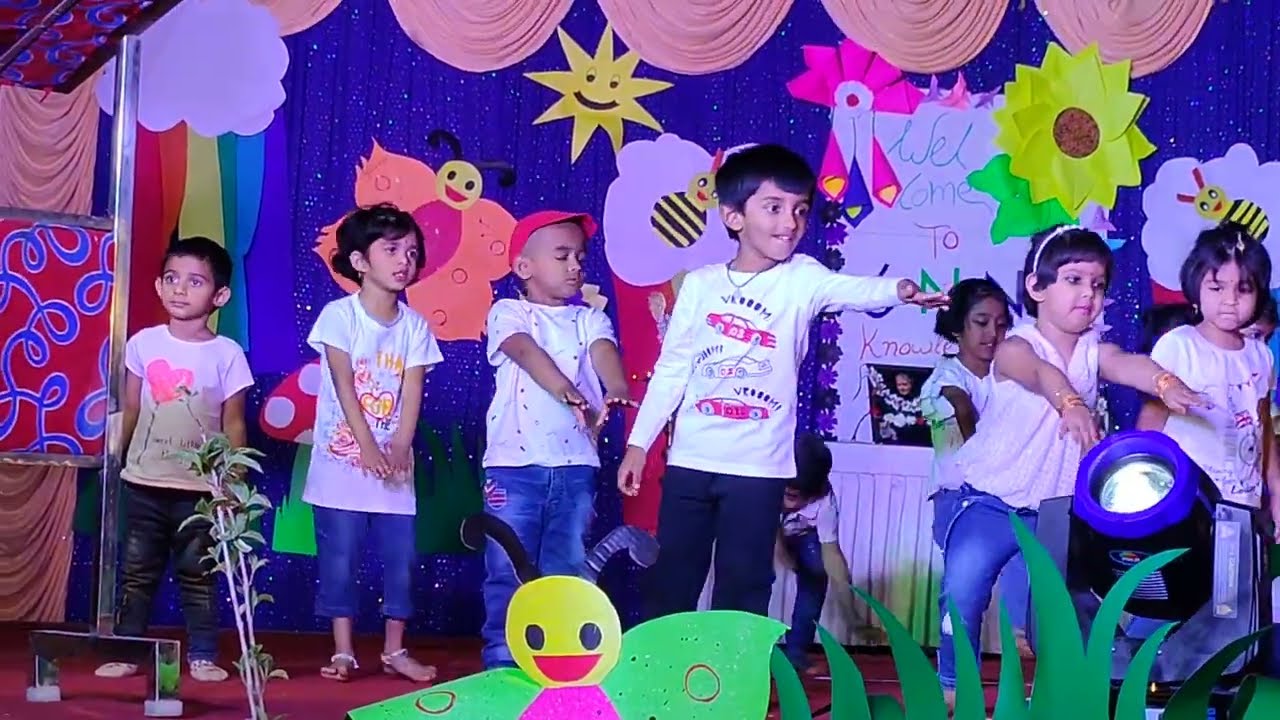 Everybody in Everybody out - Rhyme - YouTube