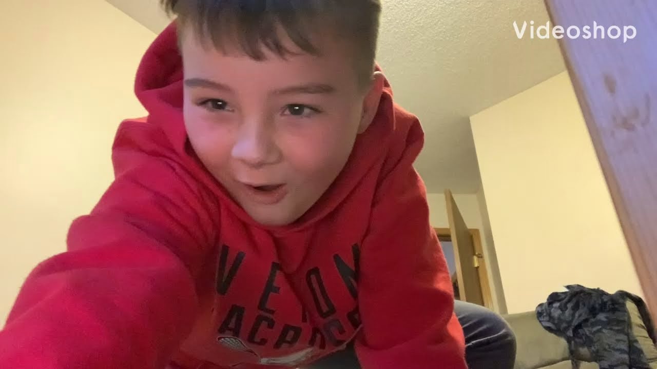 Elliott valentine’s Day - YouTube