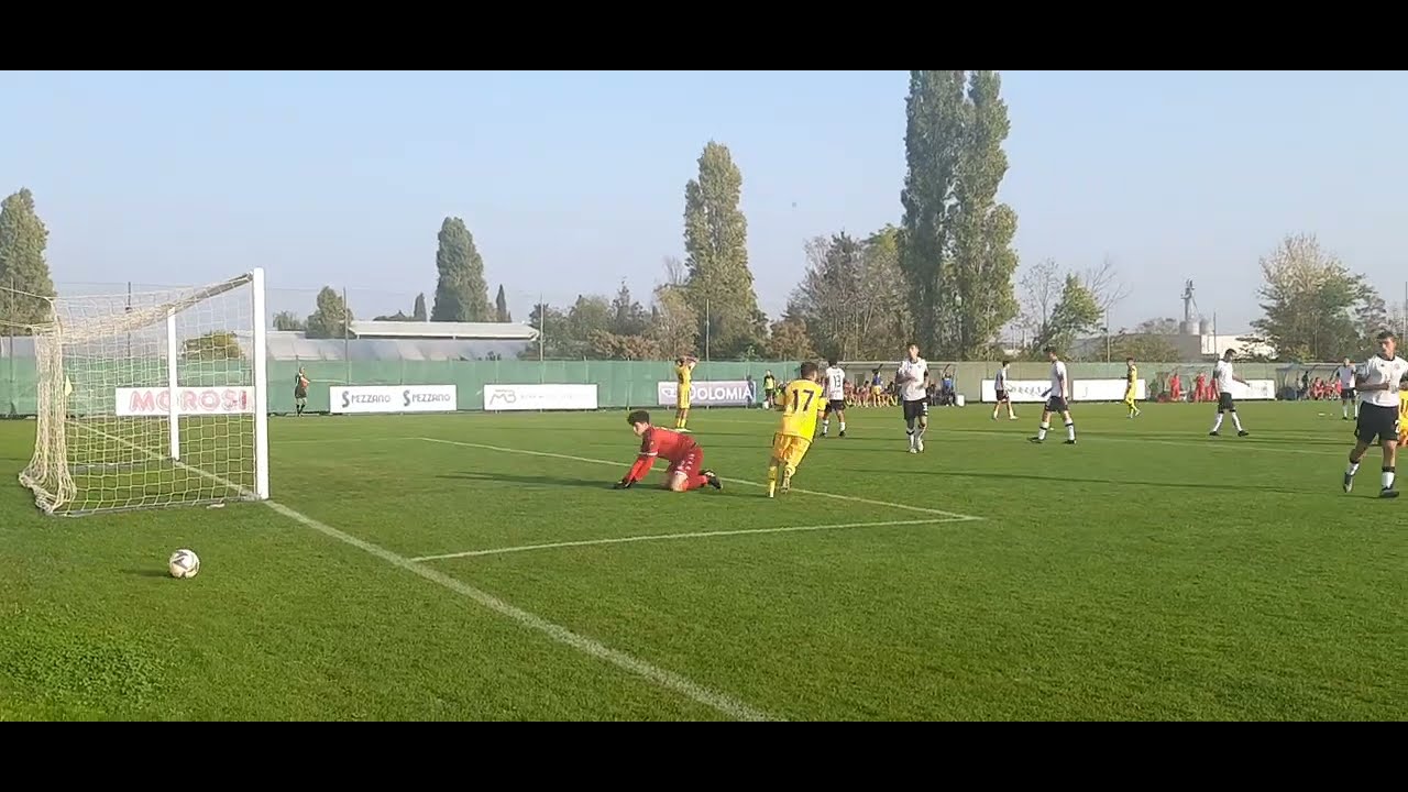 Coppa Italia Primavera: Cesena-Parma, 48' st tiro di Emmanuel Hammond ...