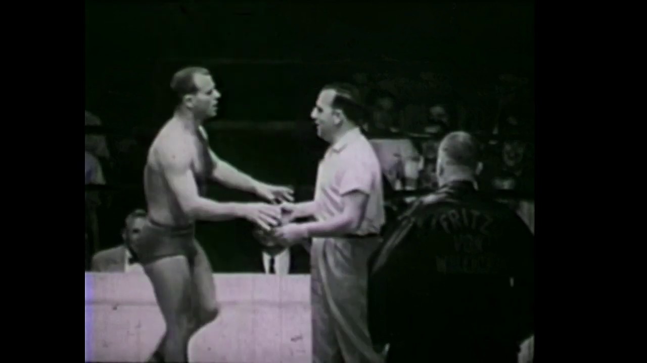 Ricki Starr vs Fritz von Wallick 1959 professional wrestling Sunnyside ...
