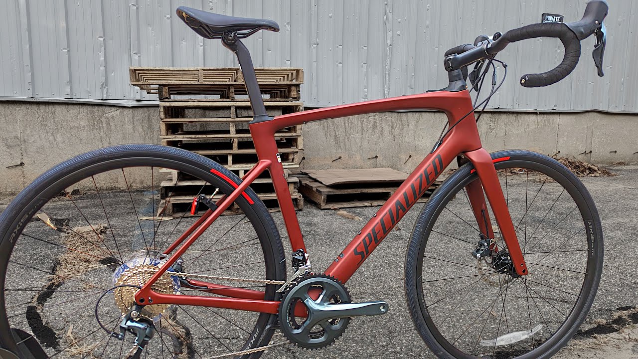 Base Model, Top Performance: Specialized Roubaix SL8 (2024 Edition) - YouTube