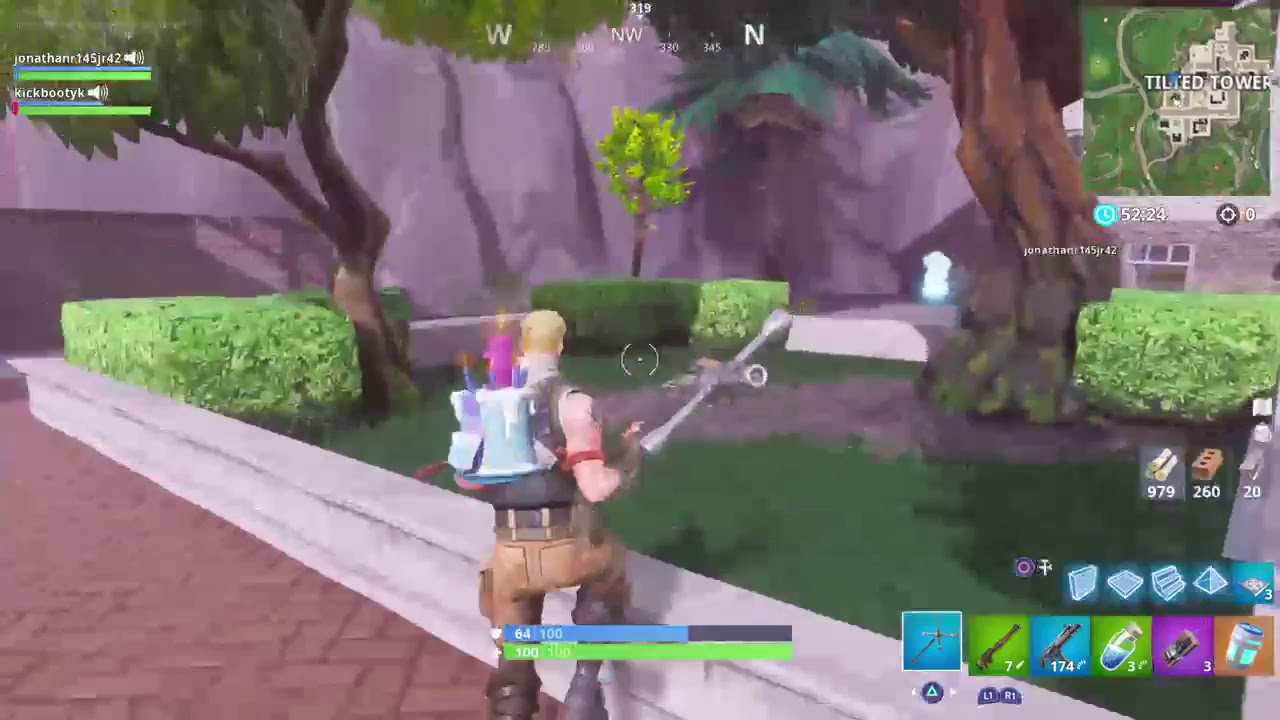 1v1 trolling on playground - YouTube