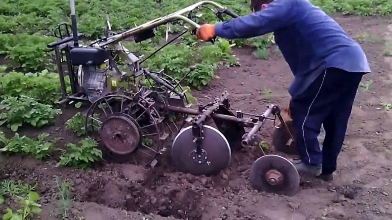 Дисковый окучник с опорными дисками - YouTube