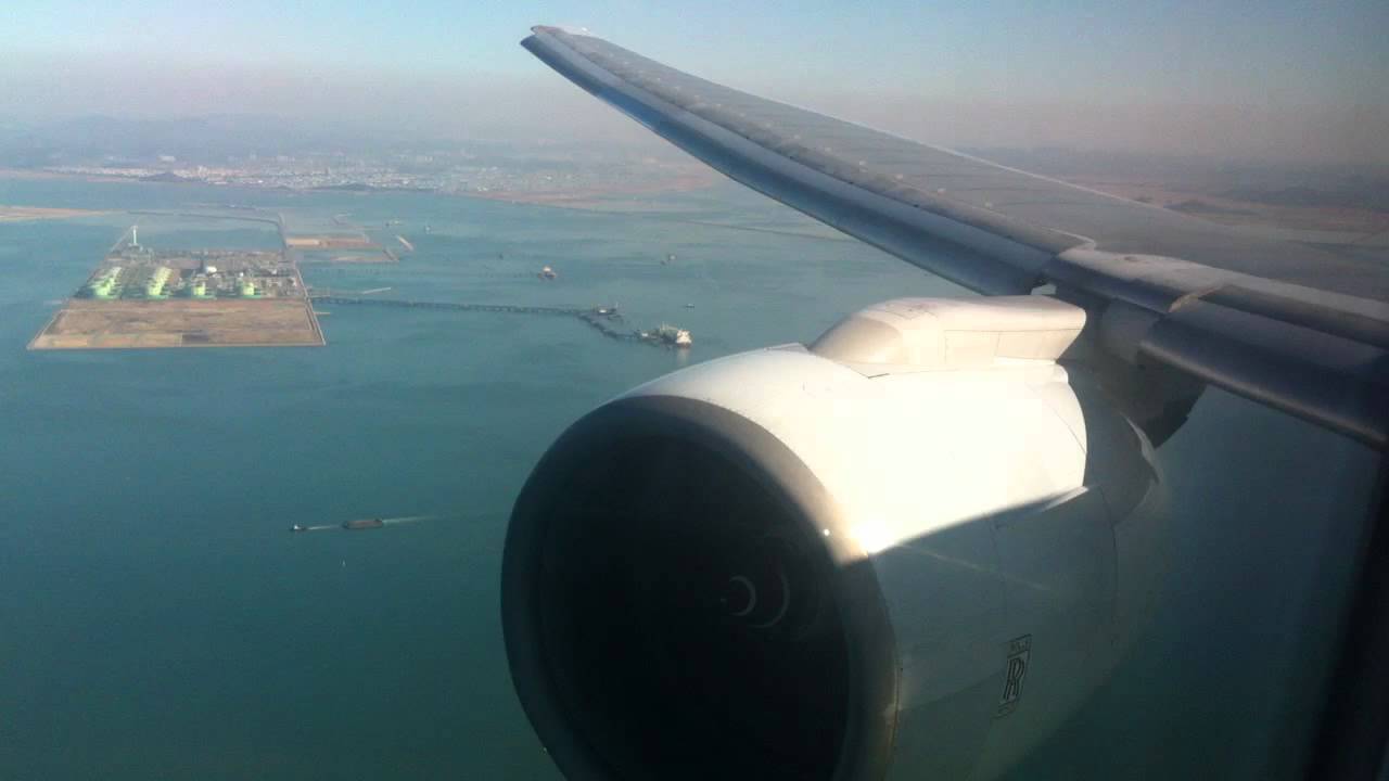 Cathay Pacific CX410 HKG-ICN Landing - YouTube