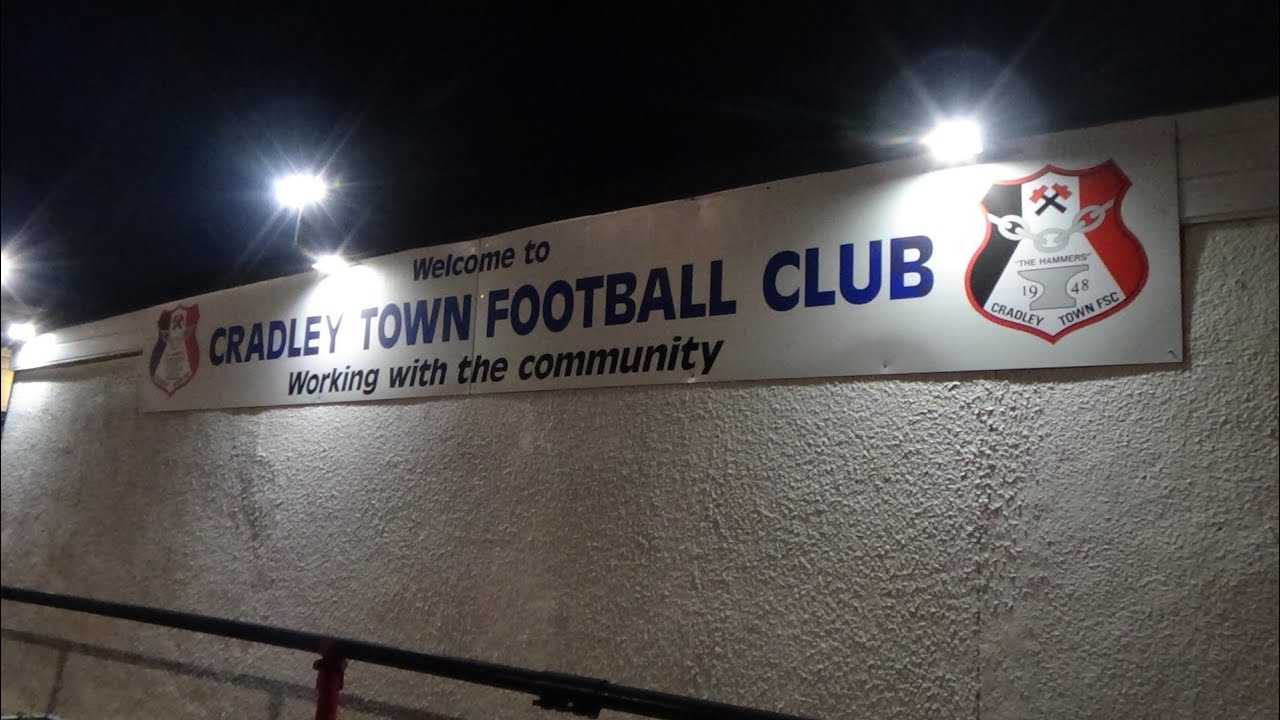 Cradley Town v Stapenhill FC. // Which Streak Gets Ended? // - YouTube