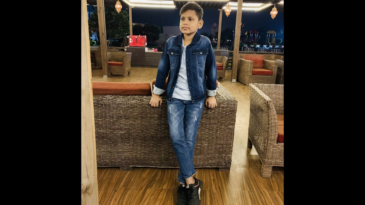 Yash Kukreja Live Stream - YouTube