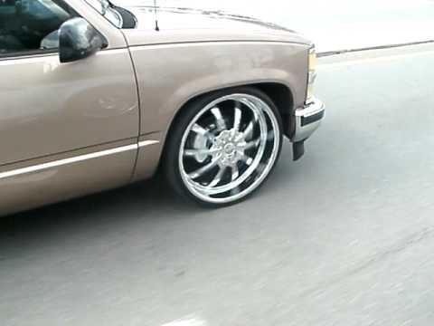 Chevy 1500 On 24's - YouTube
