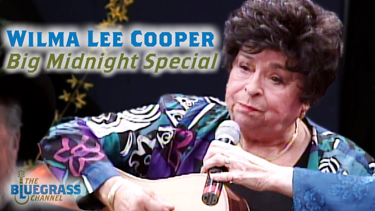 Wilma Lee Cooper plays "Big Midnight Special" - YouTube