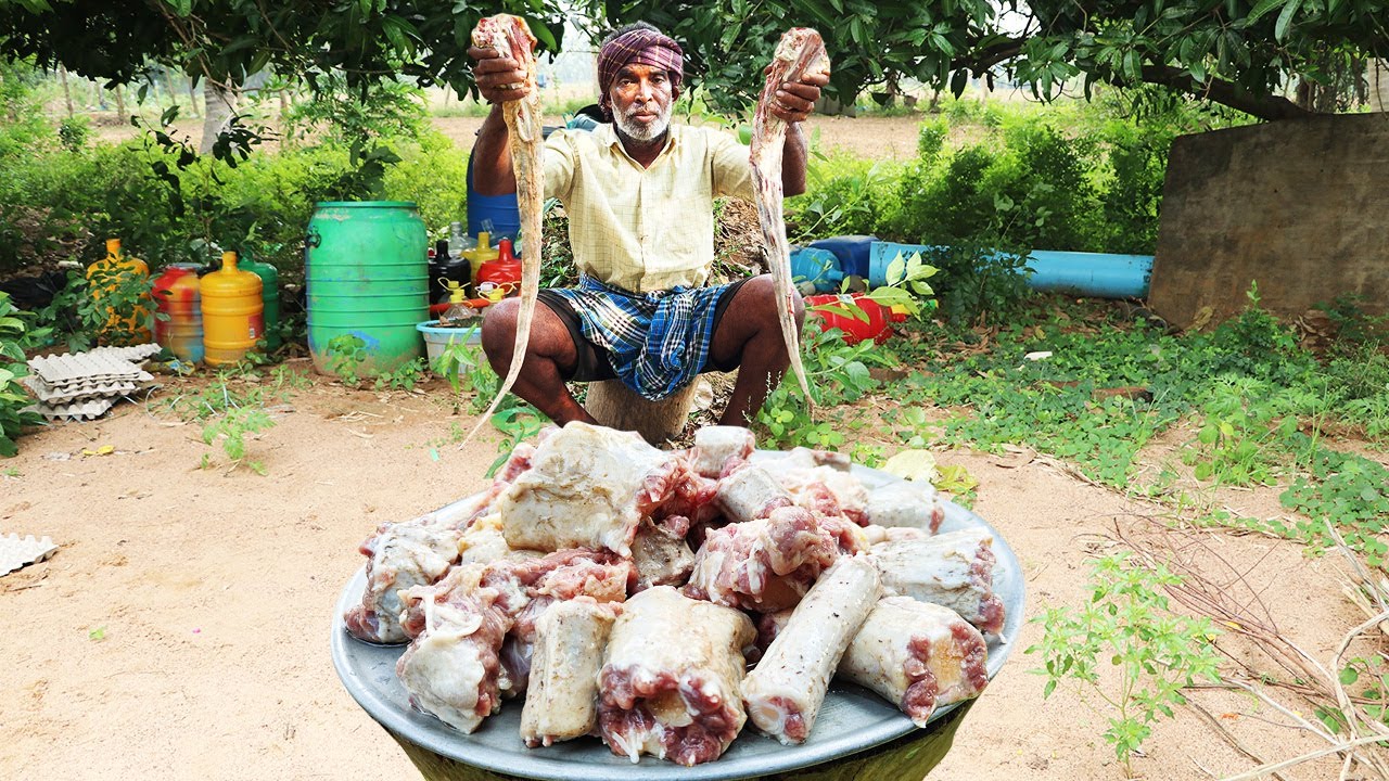 Beef Tail Gravy Recipe with Beef Cooking || VILLAGE STYLE COOKING AND ...