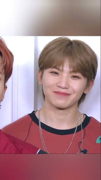 Woozi #seventeen "Carats, wooahae" 🥰🥰 - YouTube