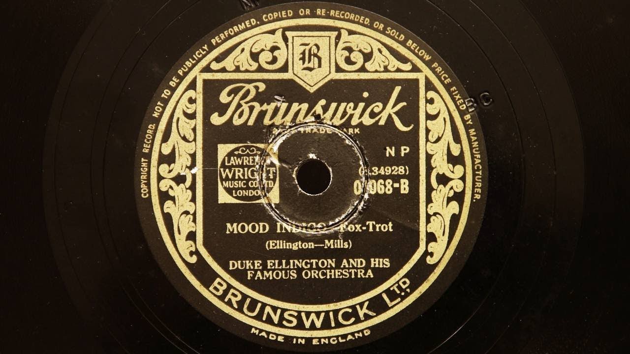 Duke Ellington and His Famous Orchestra – Mood Indigo - YouTube