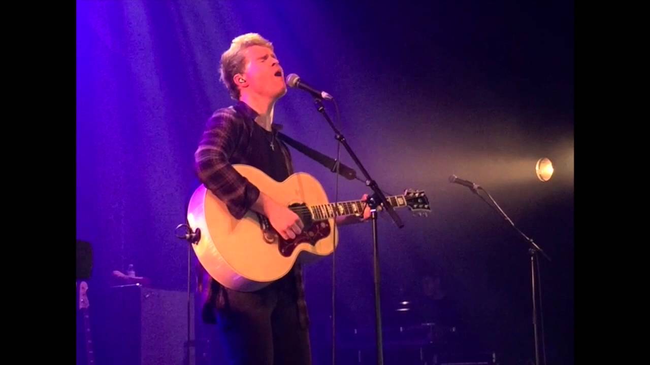 Kodaline - The One (Live) - YouTube