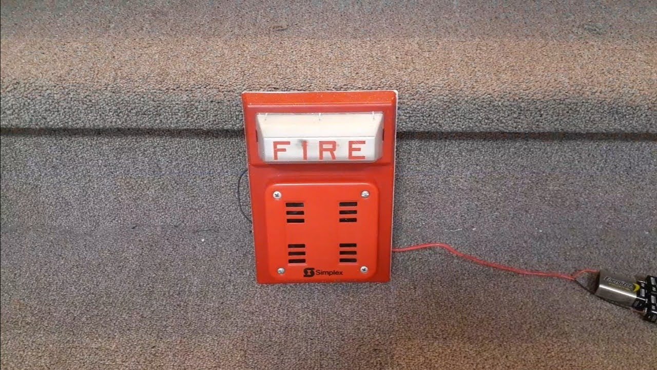 Simplex 4903-9101 Strobe Plate+2901-9838 Test - YouTube