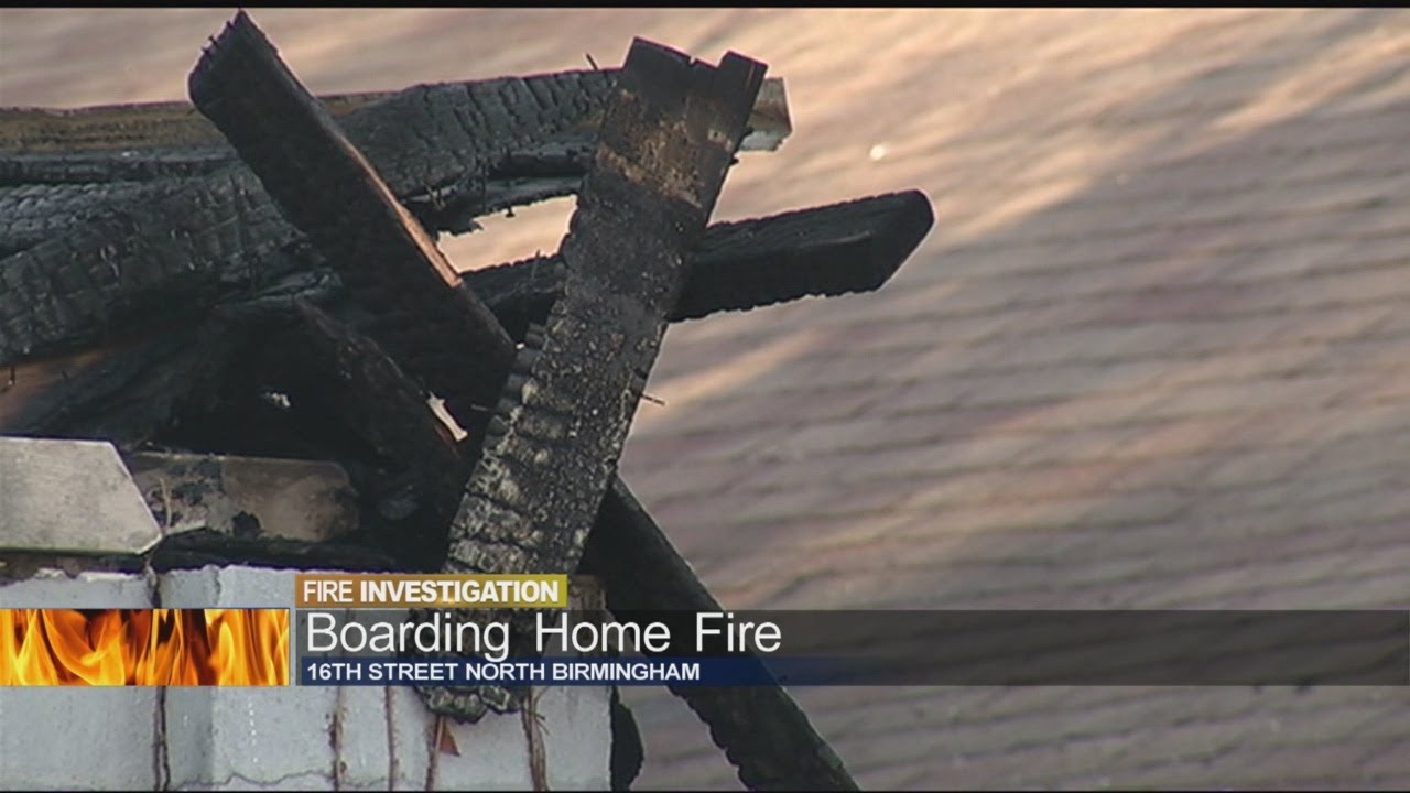 Fire destroys boarding house in B'Ham - YouTube