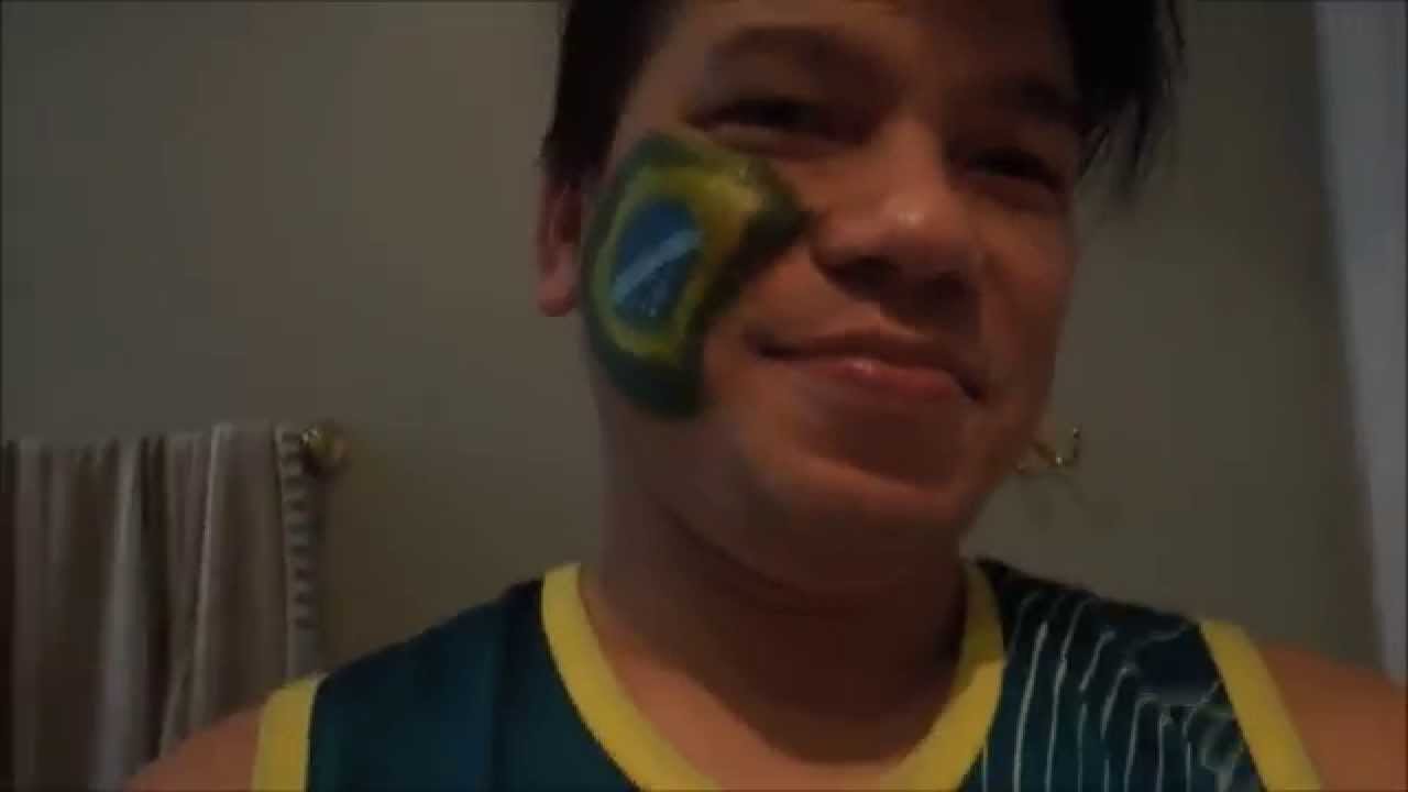 face paint Brazil flag - YouTube