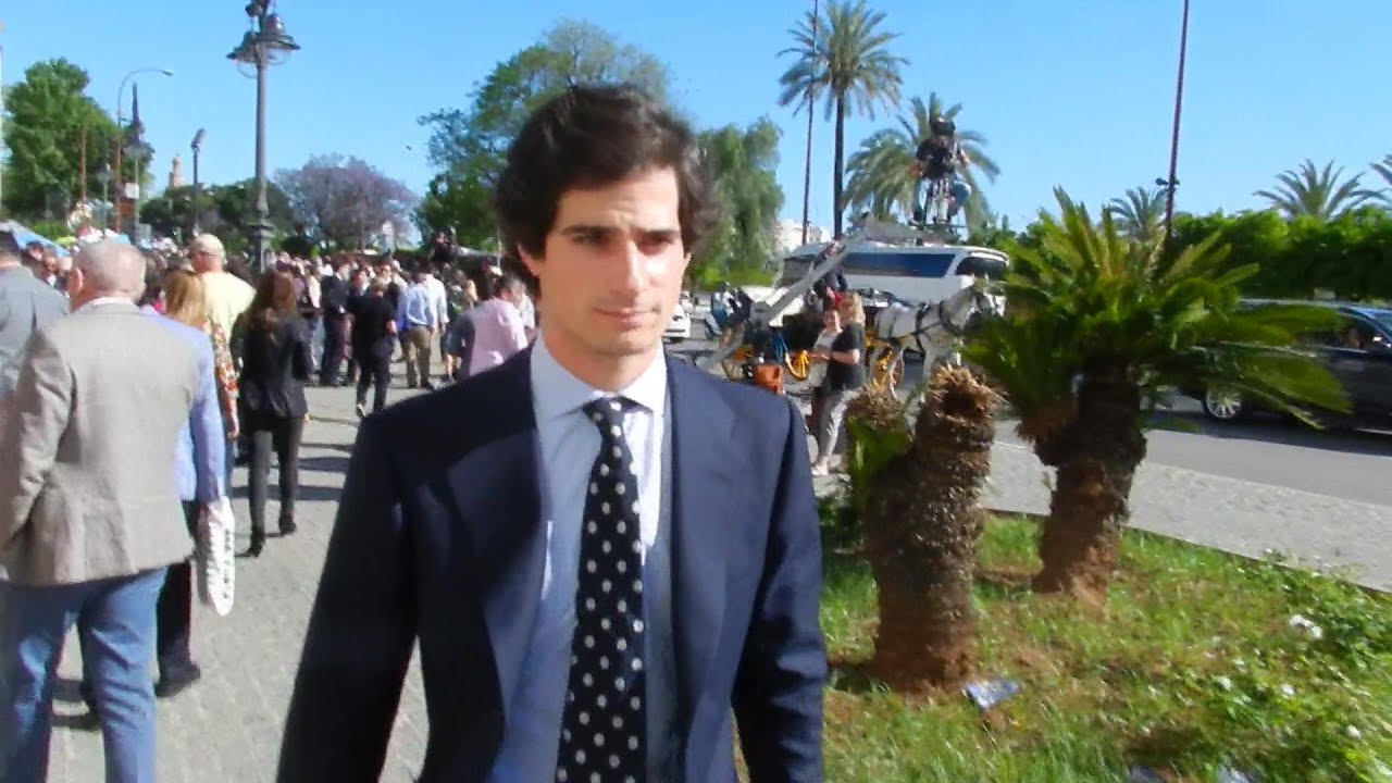 Fernando Fitz-James Stuart y Solís y Sofía Palazuelo se casan - YouTube