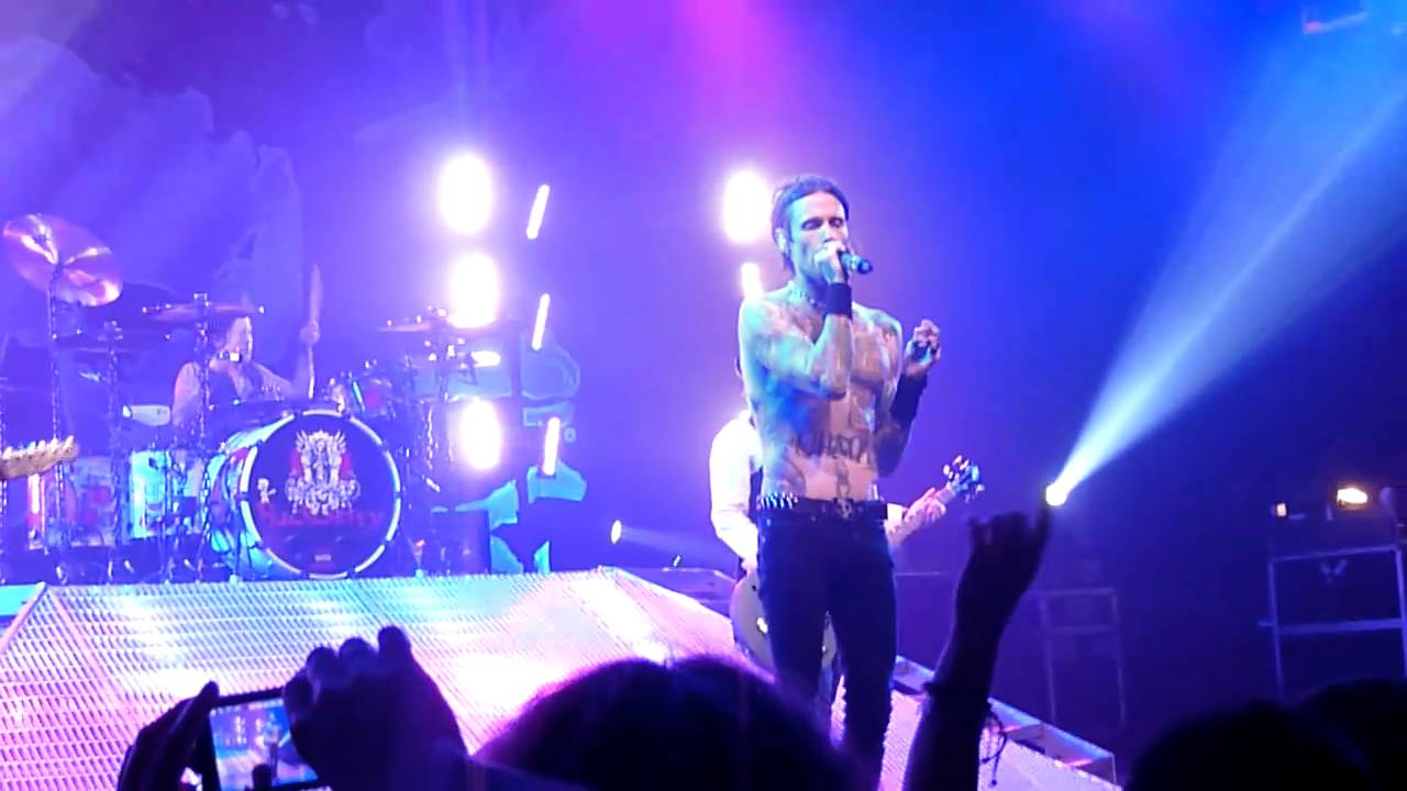 Buckcherry (Sorry) - YouTube