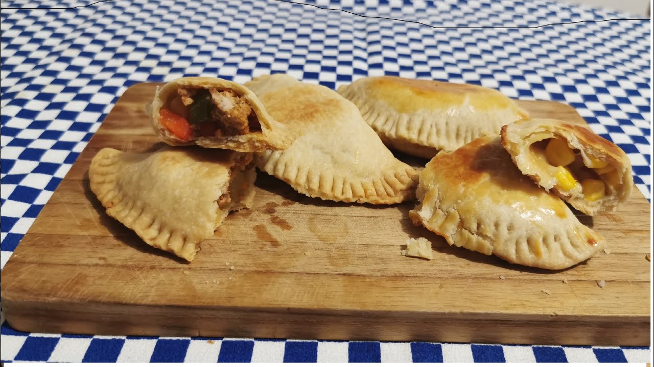 EMPANADAS de PICADILLO y ELOTE CON QUESO - YouTube
